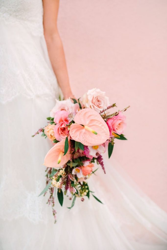2024 Bridal Blooms: Stunning Bouquets & Floral Trends for Brides