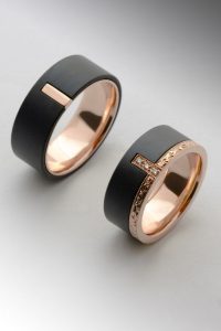 Yellow Gold Wedding Rings - Vintage Sets for Couples, Round and Oval ...