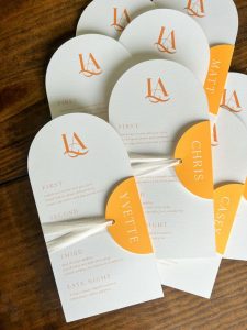 2024 Wedding Invitations: Color Schemes, Floral Themes, and Minimalist ...