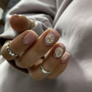 2024 Gel Wedding Nails for Bride: Simple, Classy, and Elegant Designs