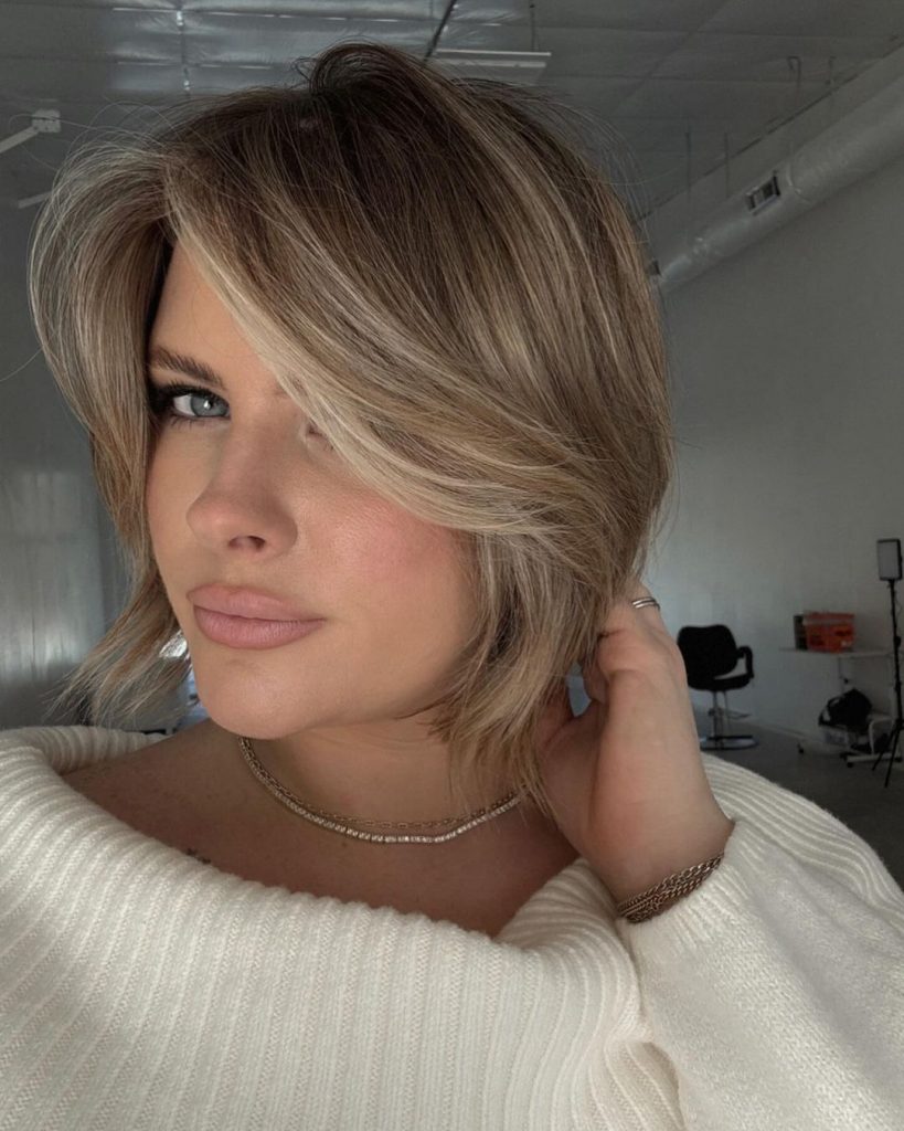 Short Haircuts for Summer 2024: Cute Hairstyles, Color Ideas, Beach ...