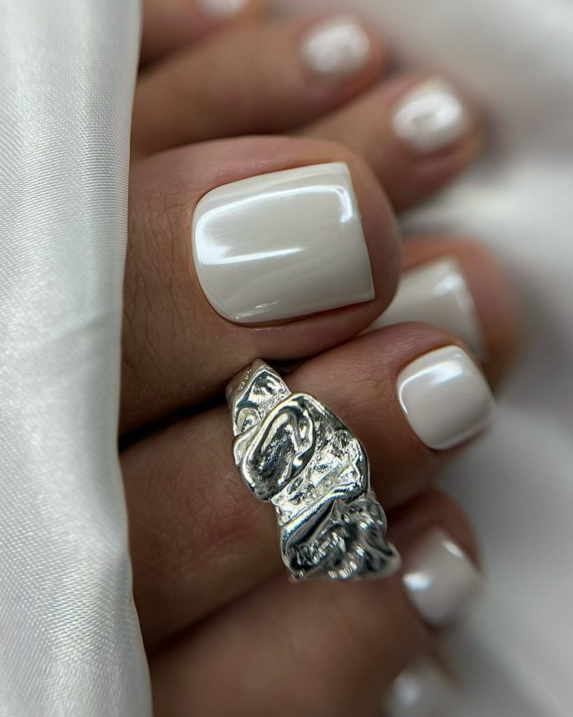 25 Summer White Toe Nail Designs: Matching Ideas for Pedicures