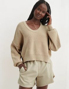 25 Stylish Women's Fall Sweaters for 2024: Cozy, Cute, and Trendy Ideas