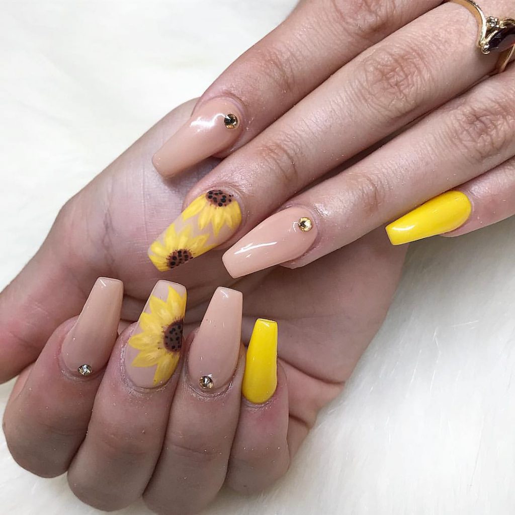 25 Fall Sunflower Nail Ideas for 2024 - Fall Update 2025