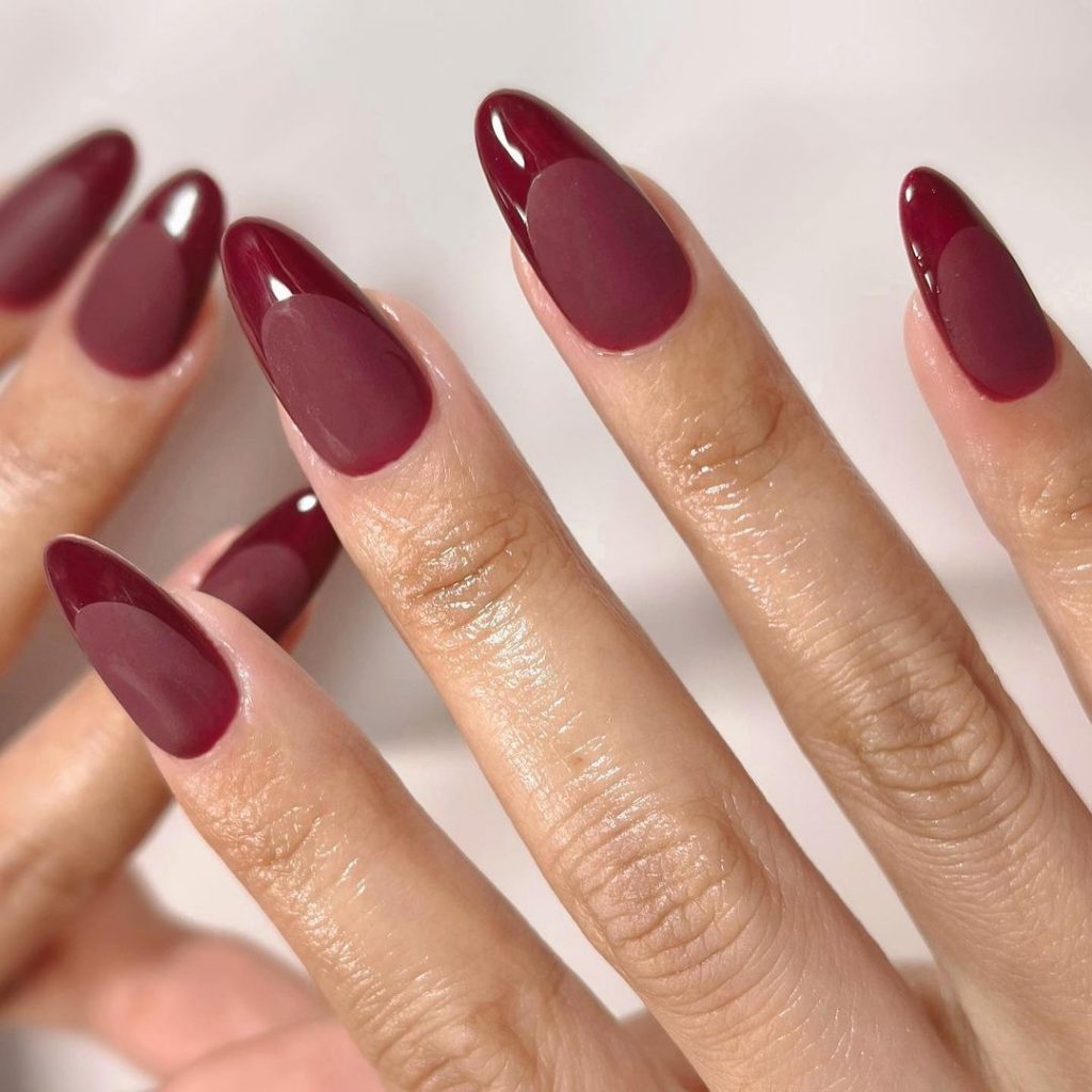 27 Stunning Maroon Fall Nails for 2024 That You'll Love - Fall Update 2025