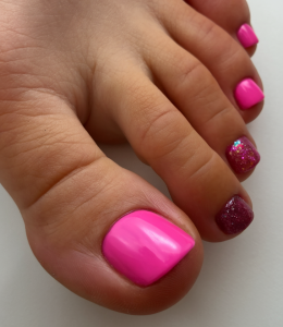 26 Spring Toe Nail Ideas 2025 – Trendy Polish Colors, Designs, and ...
